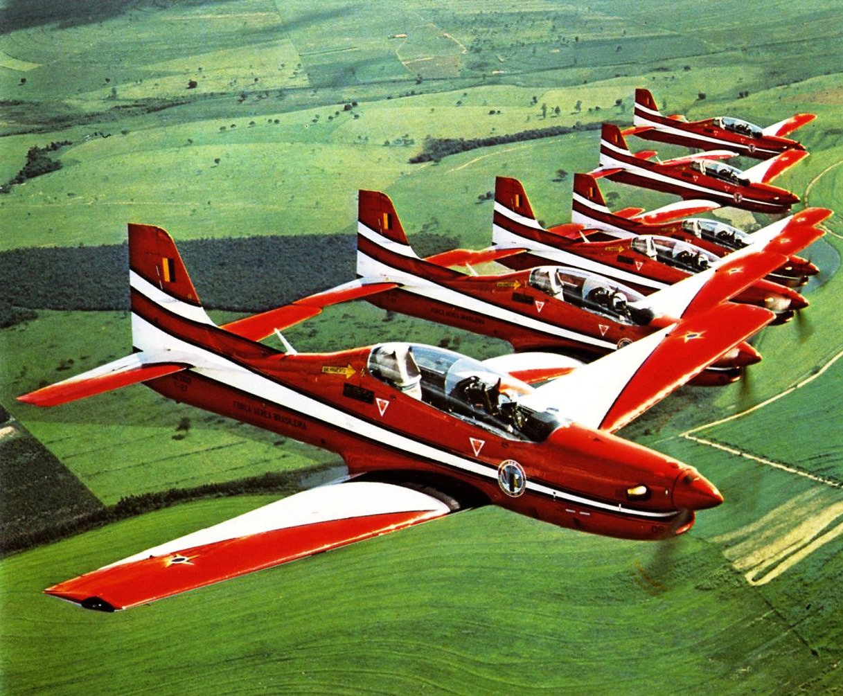 Minha história com FAB 1331, o Embraer EMB 312 T-27 Tucano, com as ...